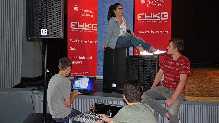 Neue Technik in der Aula – Elly-Heuss-Knapp-Gymnasium